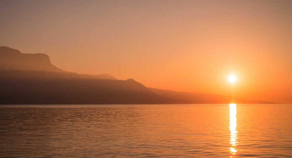 Your 5 minute Morning Ritual - Cosmic Insights